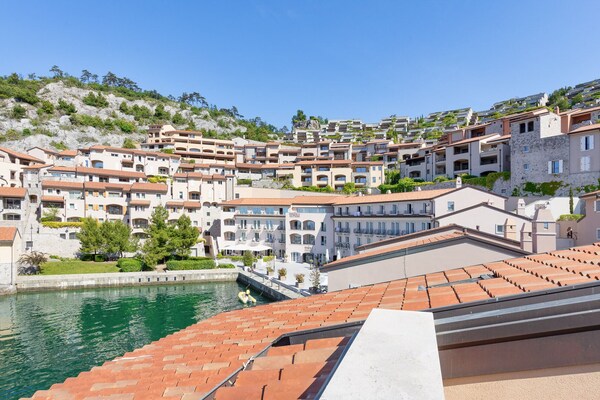 Sunset Deluxe - Portopiccolo Apartments - Monfalcone