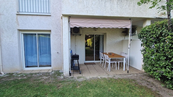 Logement Dans Residence Avec Piscine, Plage à 30m - Corse