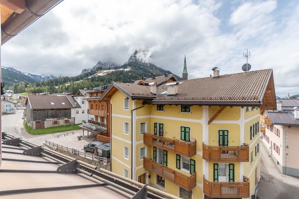 House Bristol, In The Heart Of The Magnificent Pozza Di Fassa - Pozza di Fassa