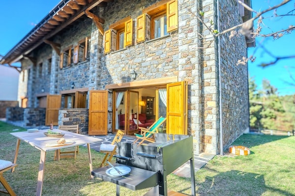 Semi-detach House At The Foot Of The La Molina Slopes - Bagà