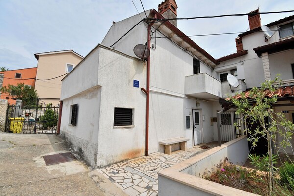 Ferienwohnung Mirko (101661-a1) - Rakalj - Rakalj