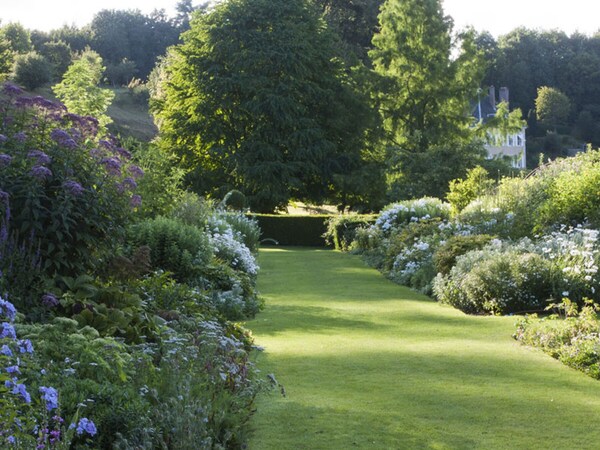 Countryside Retreat: Modern Comfort In Historic School Near Loire Castles & Beauval Zoo - Loire Valley