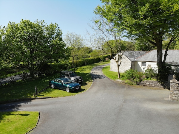 Pendragon Cottage Gringolet Lounge/diner Sleeps 3 - Boscastle