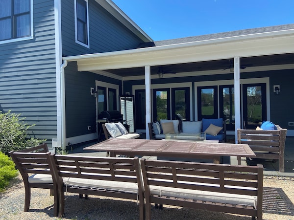 Modern Farmhouse In Keswick 4br/4ba - Charlottesville, VA