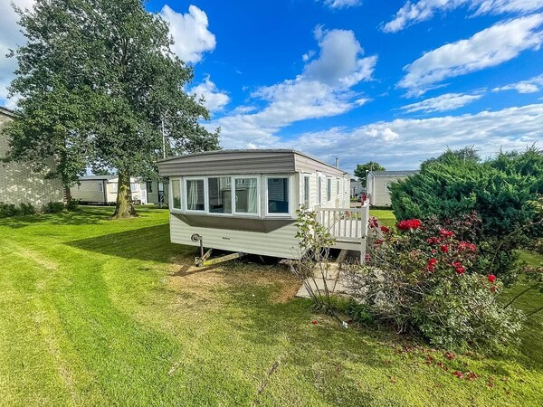 Stunning 4 Berth Caravan In Seaside Village Of Scratby, Norfolk Ref 19150s - 잉글랜드