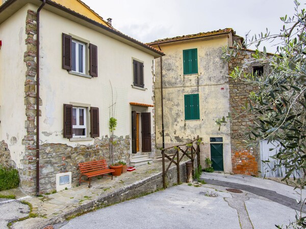 Casa Della Fontana By Interhome - Provincia di Pistoia