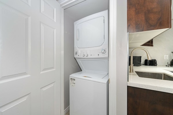 Lovely Cozy Private Appartment - Brampton