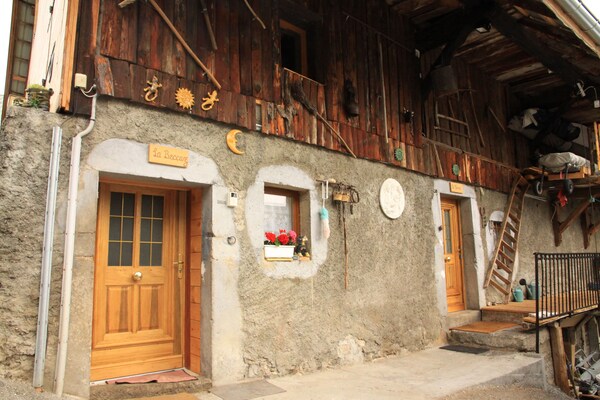 Chalet La Tournette Gite La Ferme 100m2 Au Rdc Talloires-montmin - Talloires-Montmin