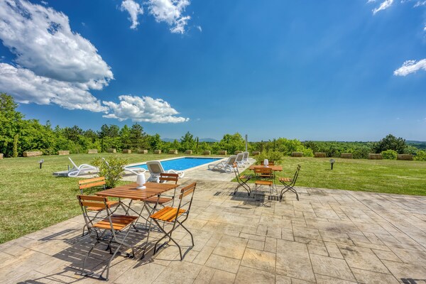 Grad Inn Boutique Villa Suite Marjoram, Gračišče, Slovenia - Koper