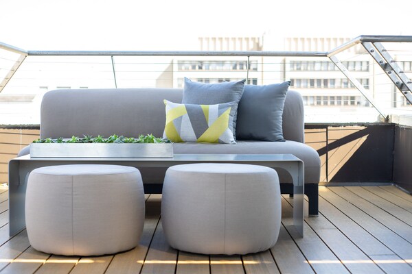 Your Gateway To D.c.: Cozy Hive Near White House  Perfect For Sightseers - Falls Church, VA