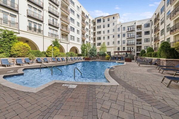 #307 - Kasa At Berkshire Village District Raleigh - Raleigh, NC