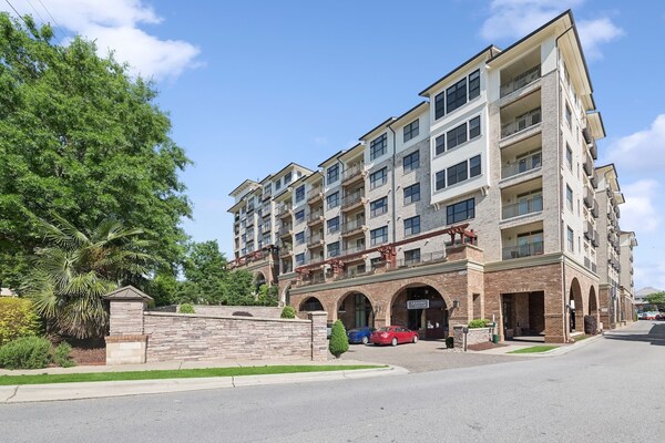 #613 - Kasa At Berkshire Village District Raleigh - Raleigh, NC