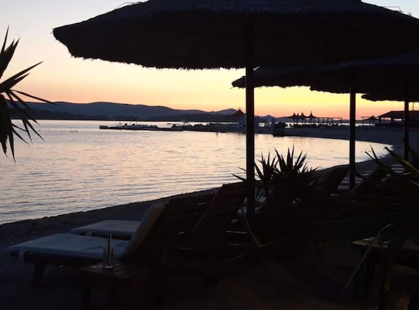 Mobile Home Nensi Two Bedroom - Biograd na Moru