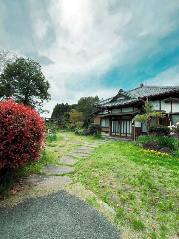 Maximum 15 People You Can Enjoy Bbq Sauna And Openair Bath In A Completely Private Space In A T - Asahi Sanso / Sosa Chiba - Asahi