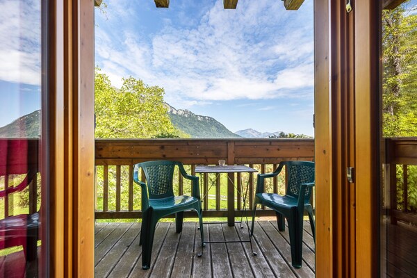Apartment 'Piccole Dolomiti' With Mountain View, Shared Terrace And Wi-fi - Ala