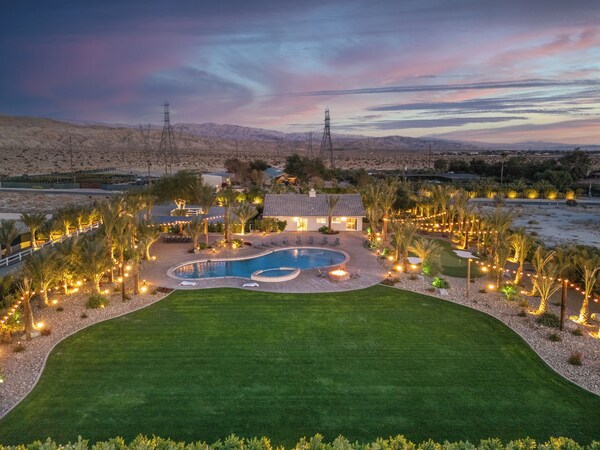 360° Mountain Views | 3 Acres Massive Resort Pool | Event Space - Palm Desert