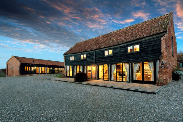 Snipe, Pet Friendly, Character Holiday Cottage In Wheatacre - Beccles