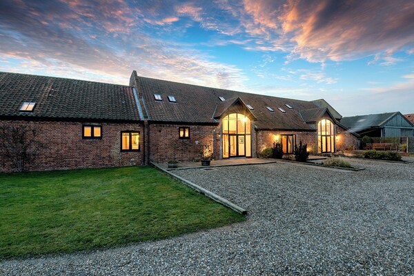Widgeon, Pet Friendly, Character Holiday Cottage In Wheatacre - Kessingland