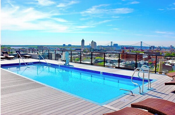 Grand Studio W/ Private Gym - Philadelphia, PA