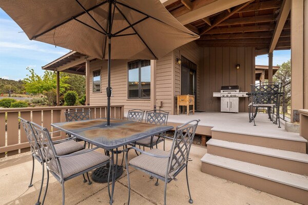 Brasada Ranch Cabin, Queen Suite, Bunk Room, Private Decks, Patio, Resort Amenit - Prineville, OR