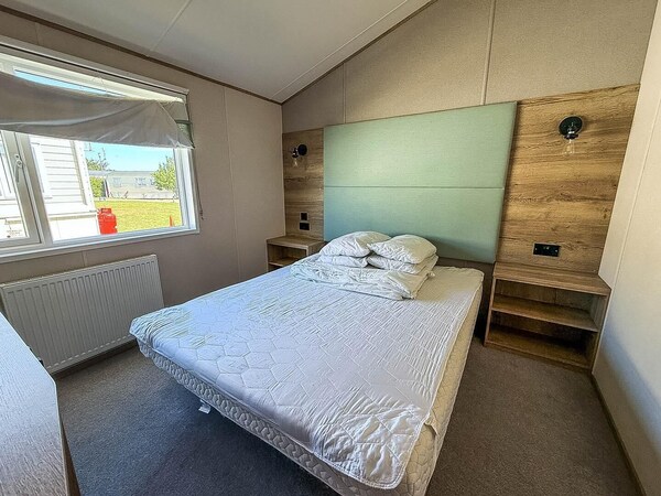 Stunning 3 Bedroom Lodge With Decking & Wifi In Essex Ref 44036g - Suffolk