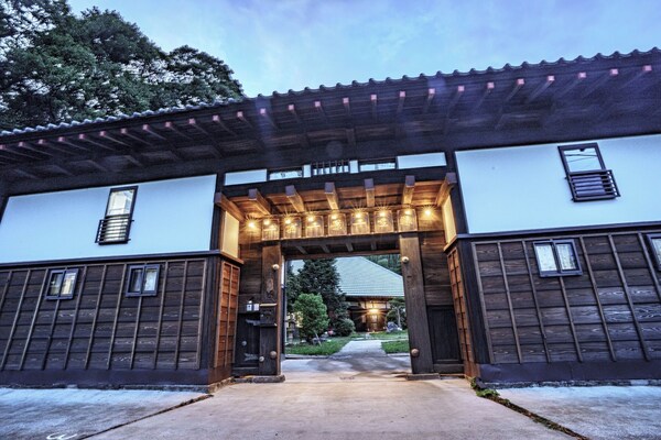 Oldfashioned House Surrounded By Unique Furniturepets Allowedchess  - Ikshuku Ikkei Life Connection Chess Room / Yotsukaido Chiba - Chiba