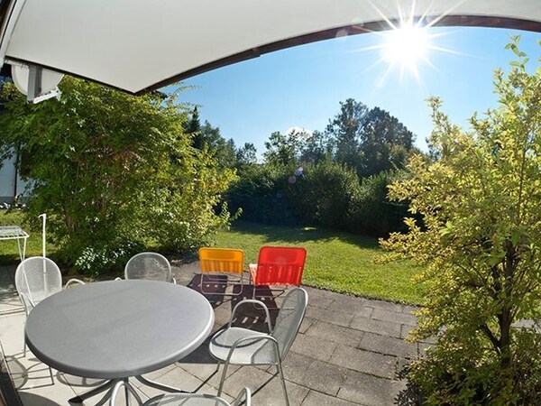 10-1 - Sonnige Ferienwohnung Für 4 Personen Mit Terrasse - Ferienwohnungen Im - Nesselwang