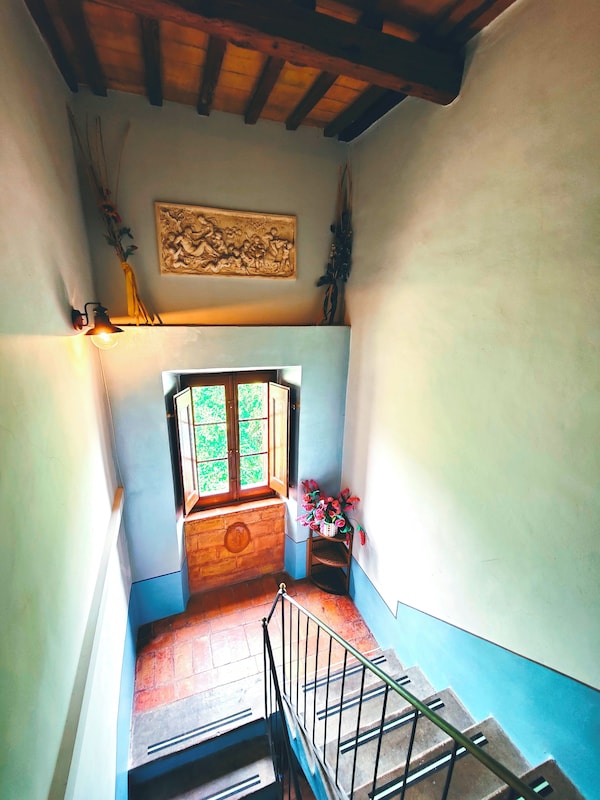 3-bedroom Apartment In Lovely Felcine With Wifi - Pergola