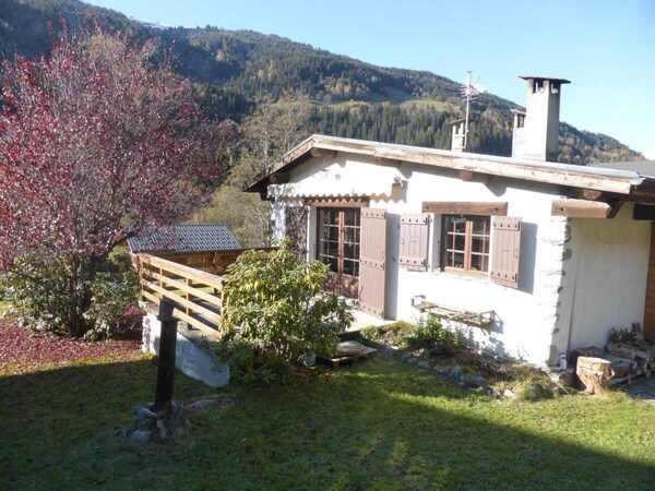 Chalet, Rez-de-chaussée, Cheminée Ou Poêle à Bois, Parking, Télévision, Casier à Ski, 120m² - Haute-Savoie