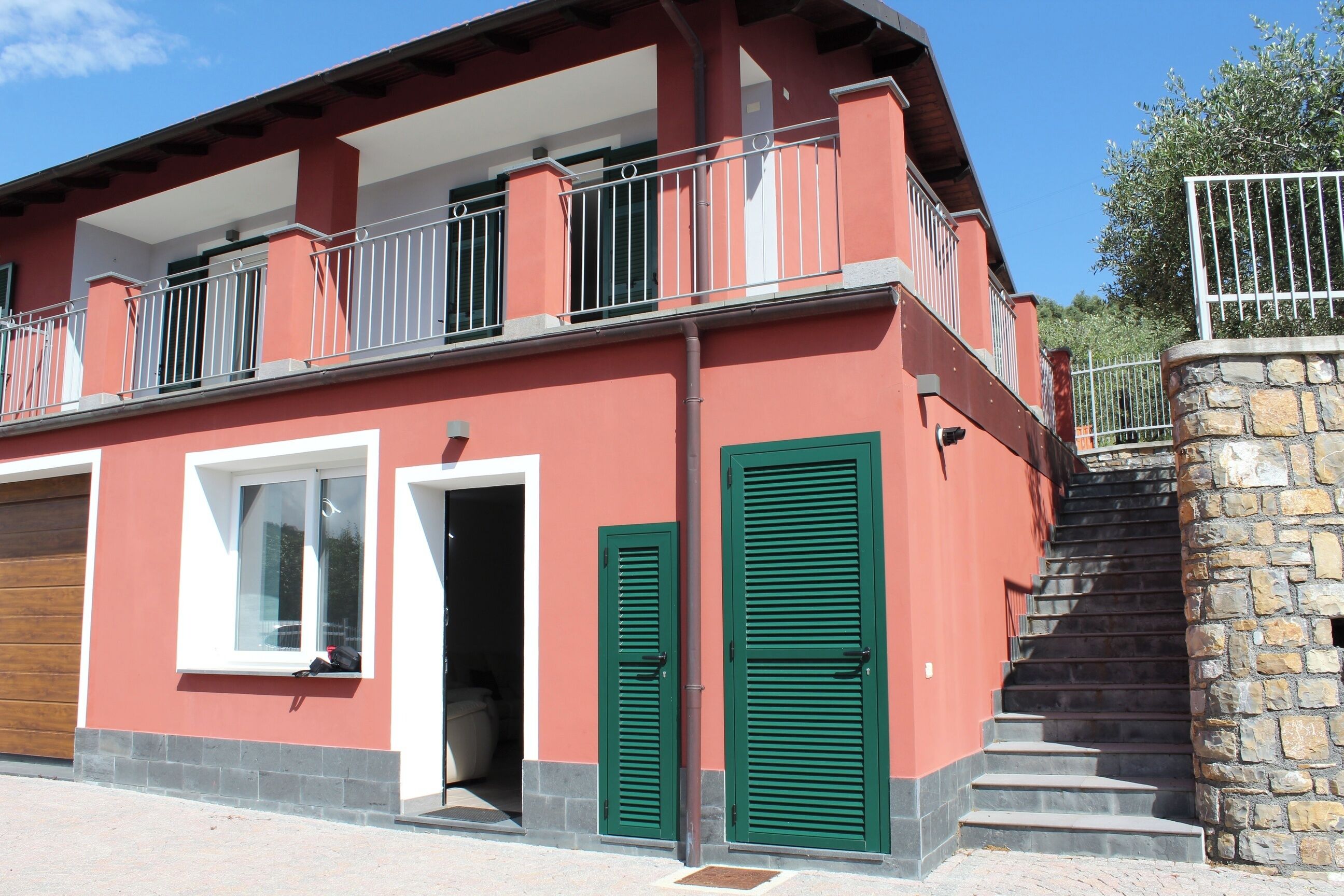 3 Bedroom Villa In Liguria - Diano Marina