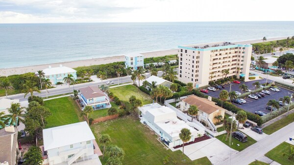Sunrise Island Beach Home - Florida