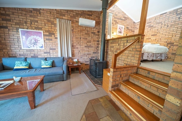 Adorable Lodge 1 At Blickinstal Retreat - Tanunda