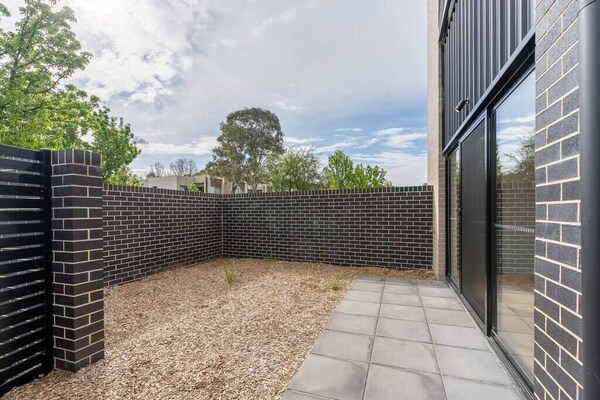 Oconnor 3 Bedroom Townhouse In Canberra - Canberra