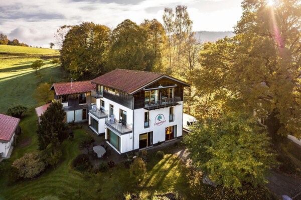 Ferienwohnung Im Ersten Stock (42qm) Mit Balkon - Zwiesel