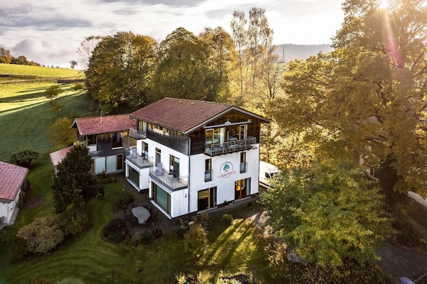 Ferienwohnung Im Ersten Stock (42qm) Mit Balkon - Zwiesel