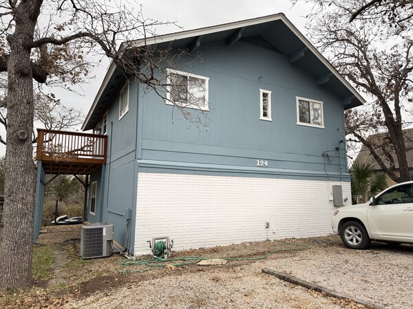 Quiet Horseshoe Bay Family Retreat - Marble Falls, TX