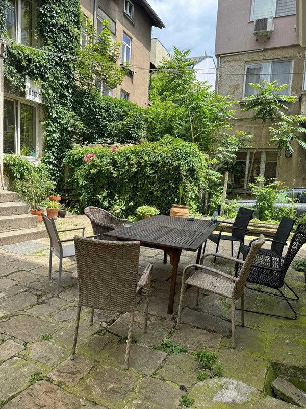 Homerez - Spacious House In Central Sofia With Garden - Sofija