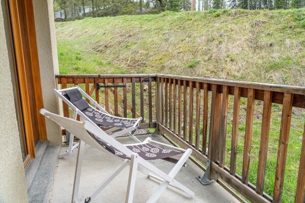 200m From Resort Center, 3rd Floor, Swimming Pool, Tv, Ski Locker, 23m², Les Orres - Les Orres