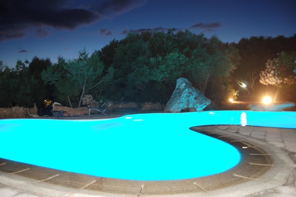 Homerez - Villa In Olbia With Pool - Golfo Aranci