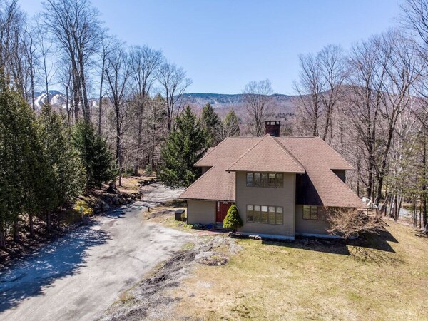 Bearities - 2 Homes, Sleeps 28, Hot Tubs, Grills! - 佛蒙特州