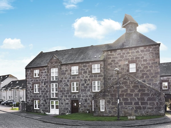 Welcome To This Charming Holiday Apartment In Scenic Stonehaven, Scotland. - Stonehaven