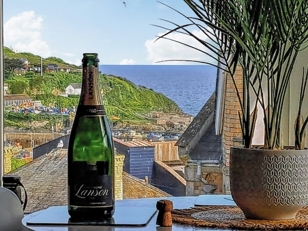 1 Bedroom Accommodation In Newquay - Newquay