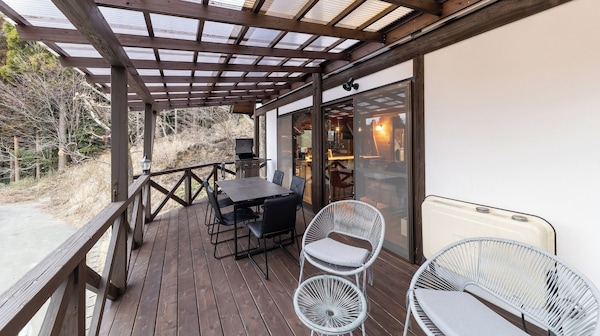 Used By 8 People A Villatype Rental Cottage Ro / Aso Kumamoto - Japón