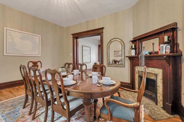 4 Bed Duplex Near Goodale Park - Grove City, OH