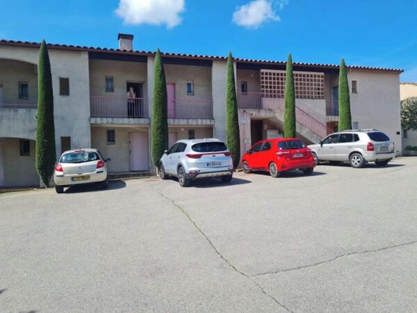 Homerez - Studio In Gréoux-les-bains - Valensole