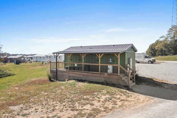 Safari Tent F At Eden Reserve - Near Ark - Kentucky