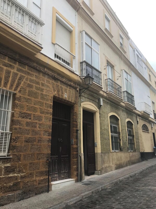 Homerez - Apt Cádiz Centre, City View - 로타