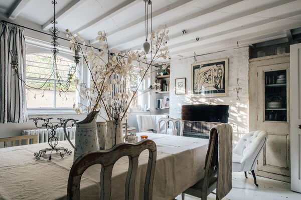 For Art Lovers & Creatives. Tall Georgian Townhouse, Close To Tate Gallery. - London