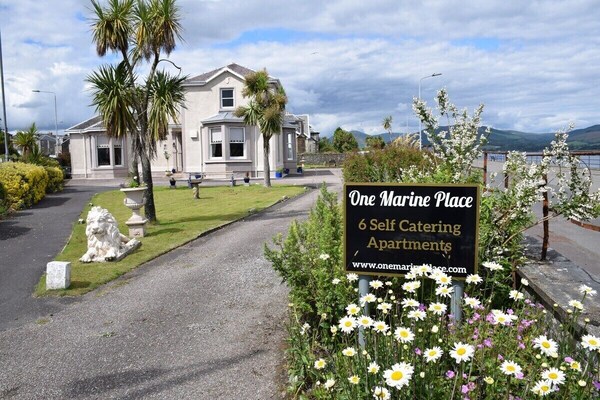 Scalpsie Bay Apartment Sleeps 3 With Sea Views. - Rothesay