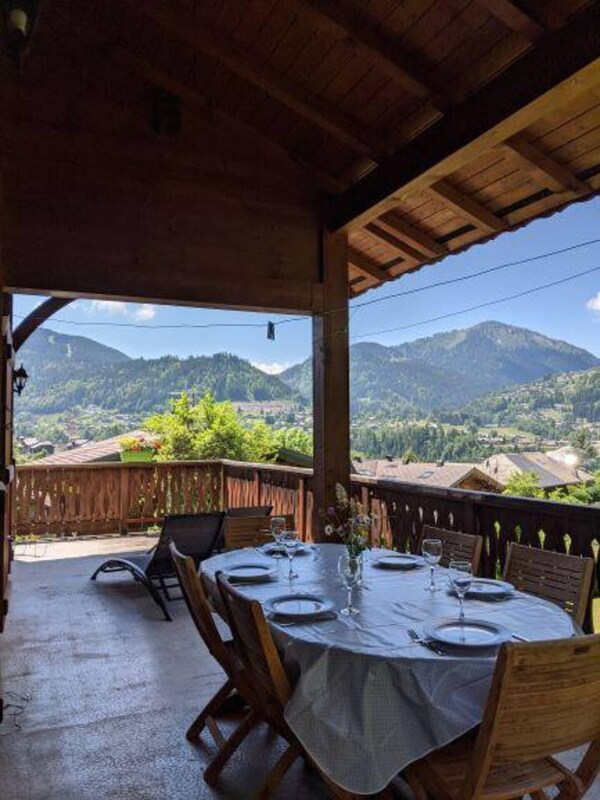 Ensuite Rooms , Jacuzzi, Storage  Ideal For Ski/vtt ,Multipass - Les Gets
